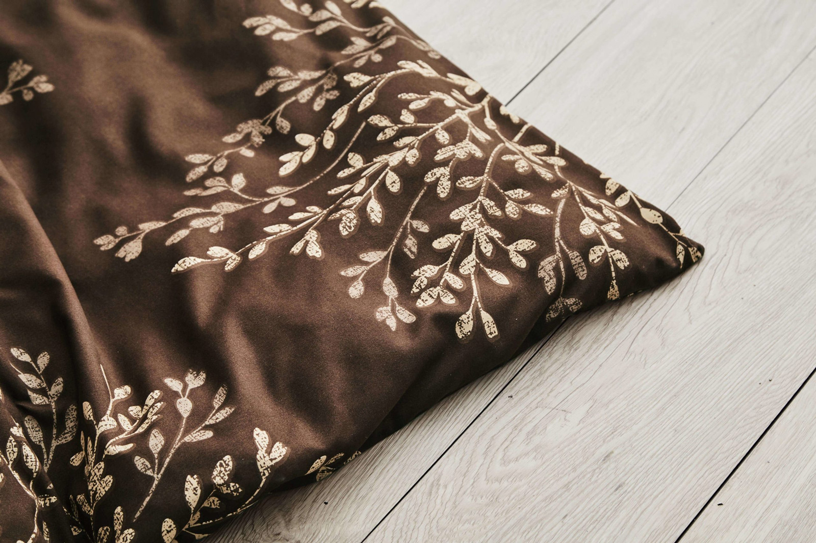 ชุดผ้าปูที่นอน Midas รุ่น Basic Living พร้อมผ้านวม : MD-BL-05B | Midas Bedding ประเทศไทย